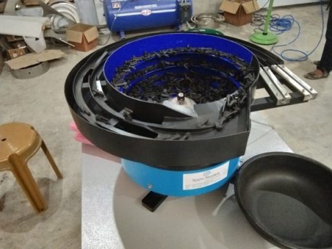 Bowl feeders - Spyro Feeders